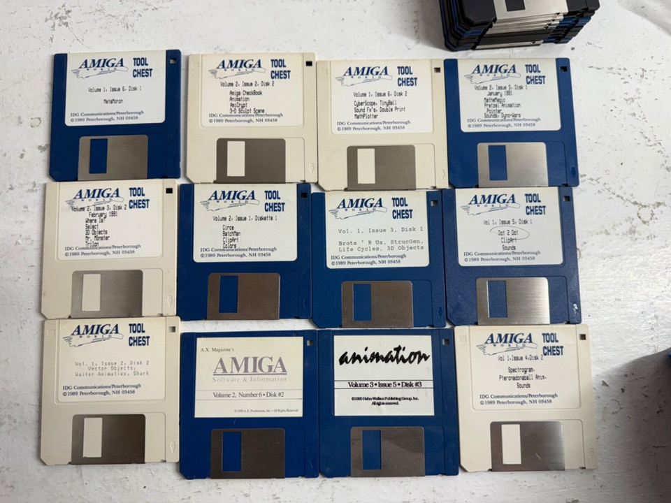 Lot of 79 Amiga Games/Software/Magazine/Tools 3.5" Floppy Disks Games ...