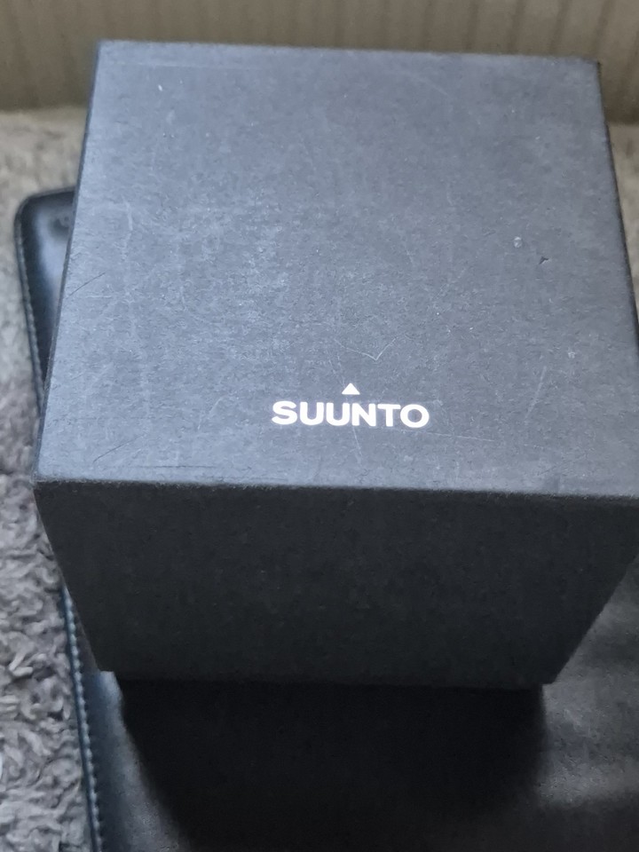 Suunto Elementum Terra Watch Altimeter Barometer 45Mm Discounted New ...