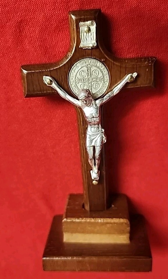 St. Saint Benedict Standing cross cross Wood crucifix Desk Cross New In ...