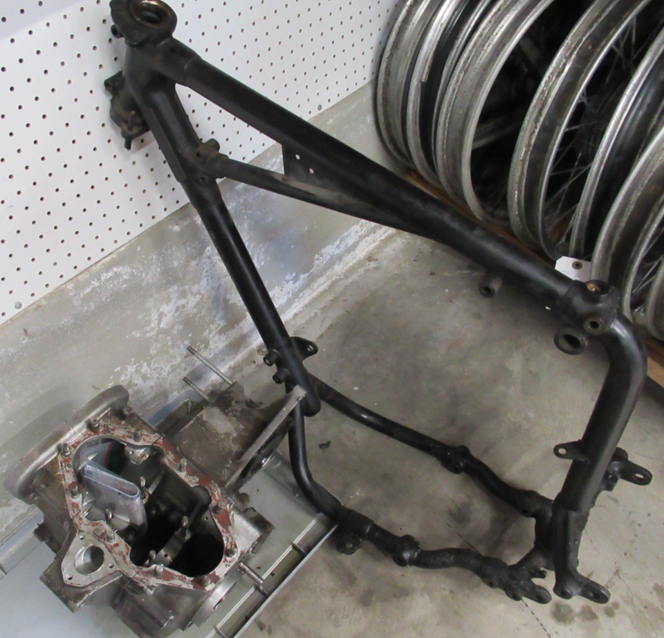 Triumph Trident T150V T150 Triple 1974 Frame & Engine Motor Block ...