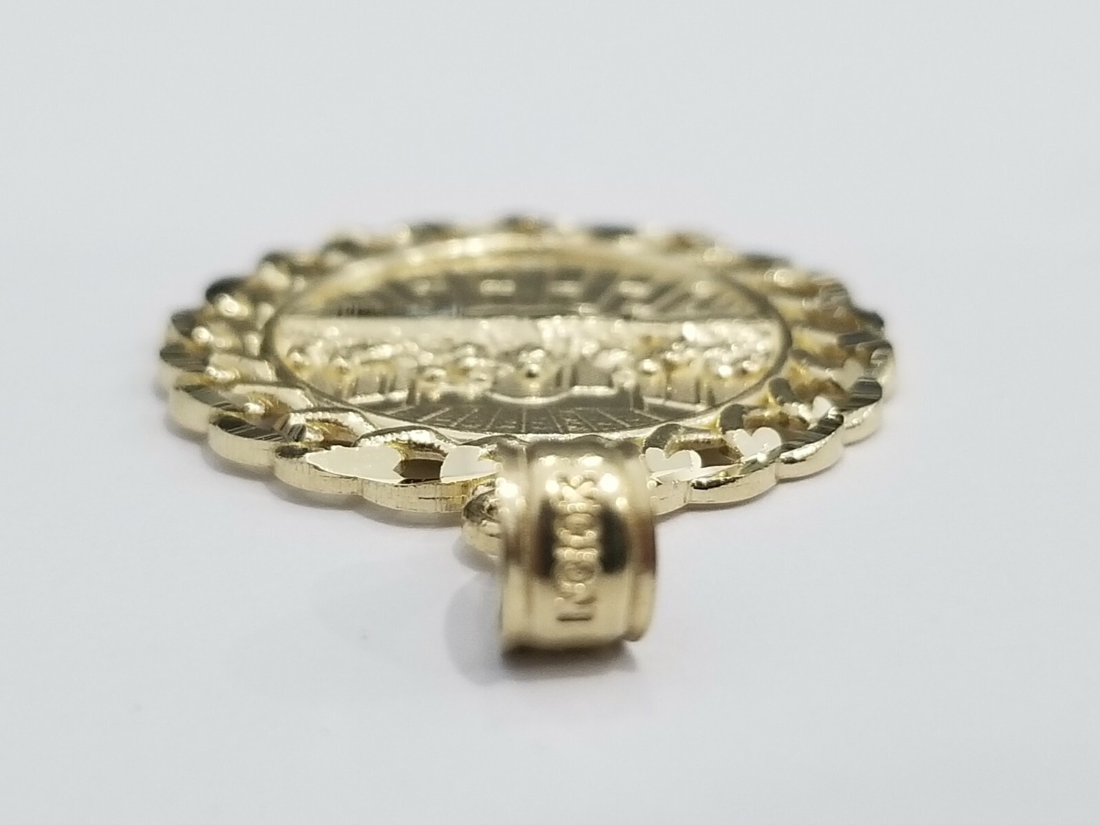 Sale 10K Yellow Gold Last Supper Jesus Rope Chain 20' Medallion Pendant ...