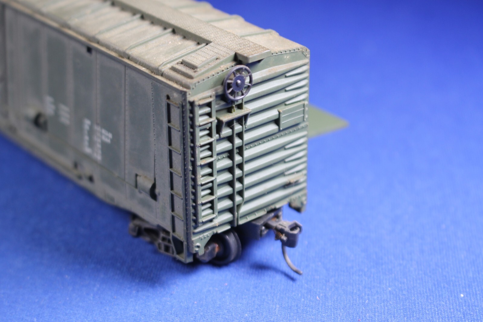 HO Cox #6124 U.S. Army Q Box Car with Cannons - Very Good Condition | eBay