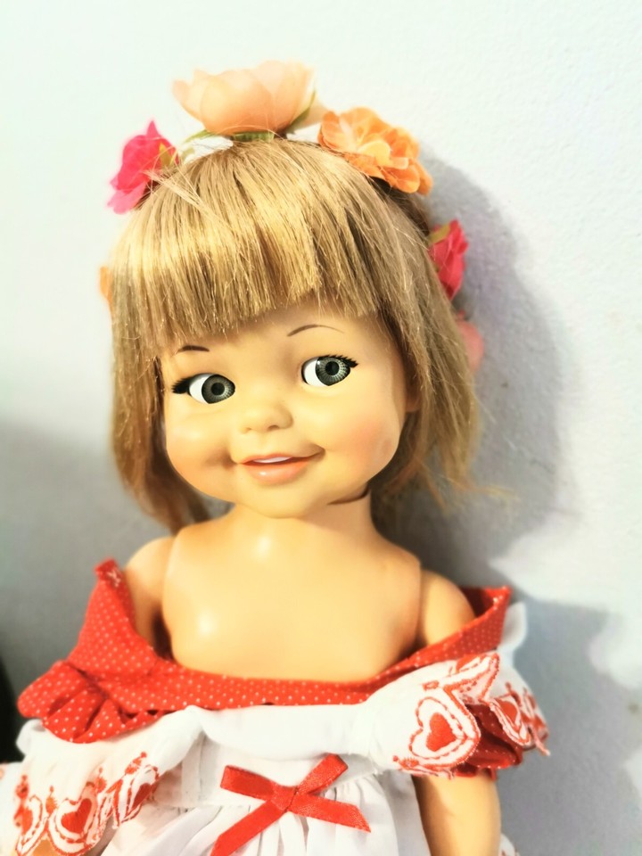 Ideal Giggles doll vintage 60s flirty Pinwheel eyes Giggles works | eBay