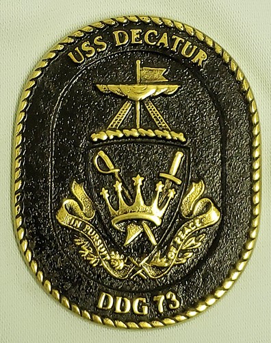 SOLID BRASS US NAVY USS DECATUR DDG-73 SHIPS CREST INSIGNIA PLAQUE | eBay