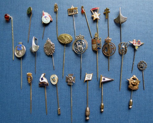 26 ANTIQUE STICK & LAPEL PINS - Military British German & Organizations ...