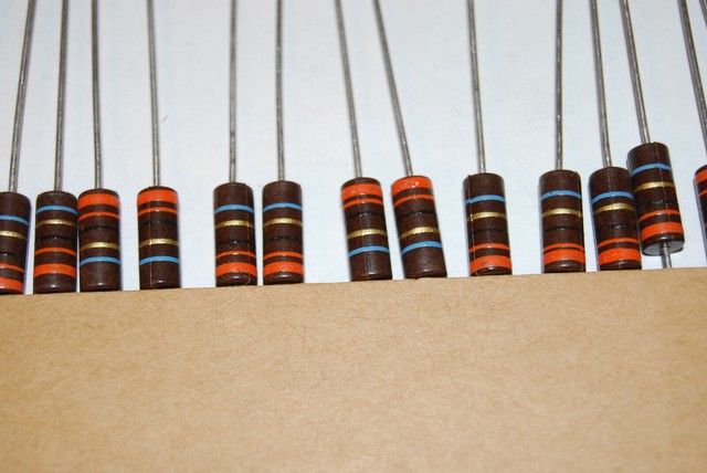 20PCS 33 OHM 1W 5% MOLDED WIRE WOUND RESISTOR NOS TRW USA SELLER | eBay