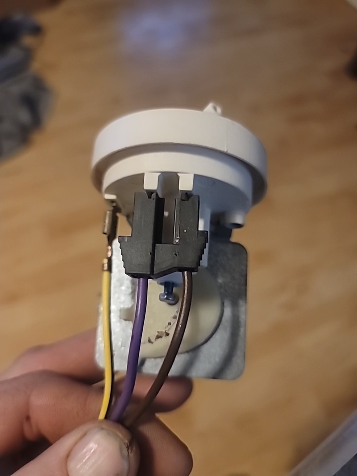 GE Washer Water Pressure Switch Part # WH12X10069 Used Tested Knob GE ...