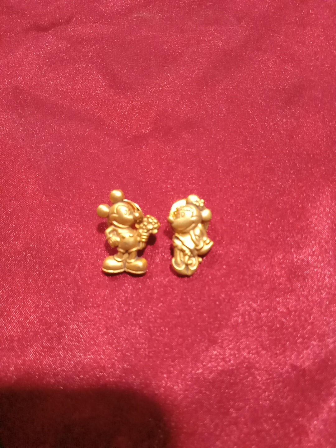 Mickey And Minnie Mouse Collectible Pins Goldtone - Gem