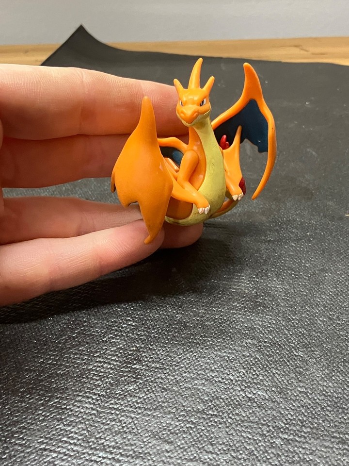 Pokemon Nintendo Charizard Action Figure Collectible Small Toy Pokemon ...