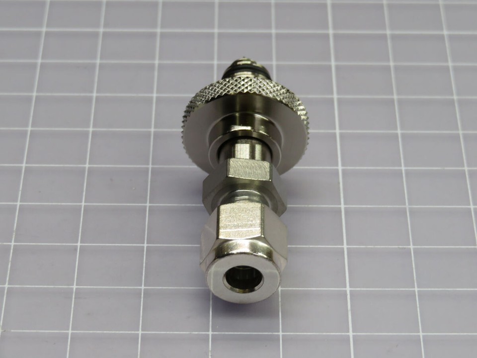 LOT OF 2 RESTEK 22478 CLICK-ON IN-LINE SUPER CLEAN CONNECTORS T251878 ...