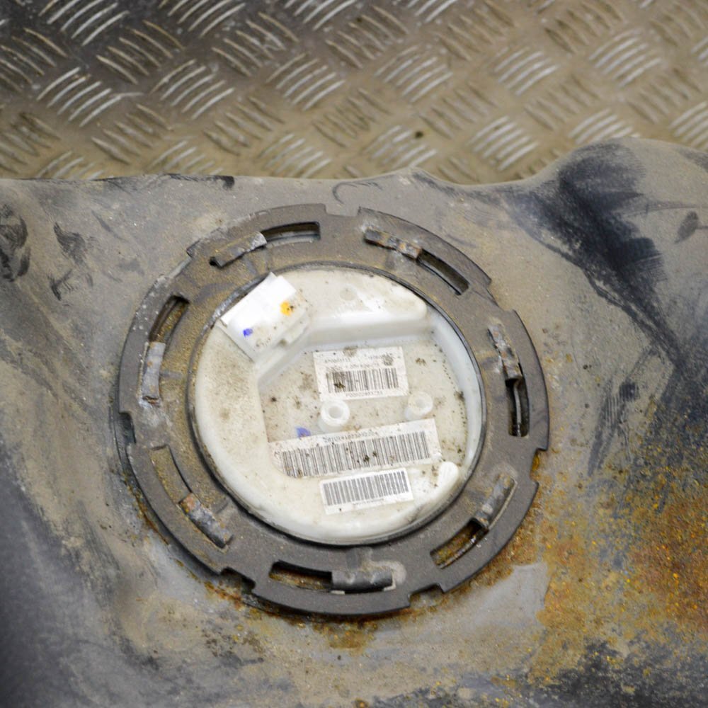 MASERATI QUATTROPORTE M156 3.0 S Q4 4WD Fuel Tank 670003733 670003257 ...