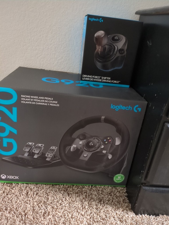 logitech g920 xbox one with shifter Every Thing Comes In Official Box ...