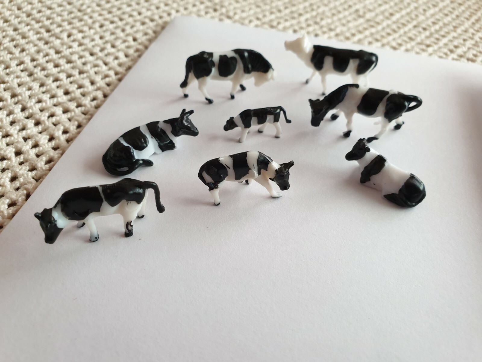 1:76 Scale HO/OO Gauge 00 Cows Model Railway Black & White Cow | eBay UK