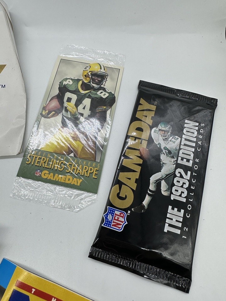 NFL Gameday 1992 NFL Proline 1993 Trading Cards Magazine Pack Lot ...
