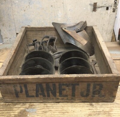 Antique & Vintage Implements - Vintage Planet Jr