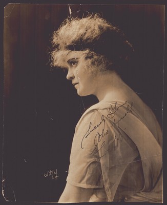 ALICE HOWELL - AUTOGRAPHED SIGNED PHOTOGRAPH | eBay