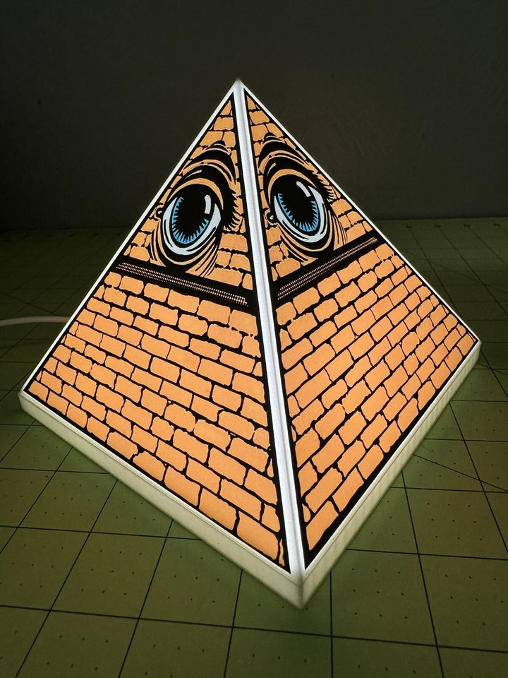 1993 Twilight Zone Pinball Machine Pyramid Topper MOD w/Color Flashing ...