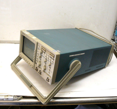 Tektronix TDS 360 TDS360 Two Channel 200 MHZ 1GS/s Digital Oscilloscope ...