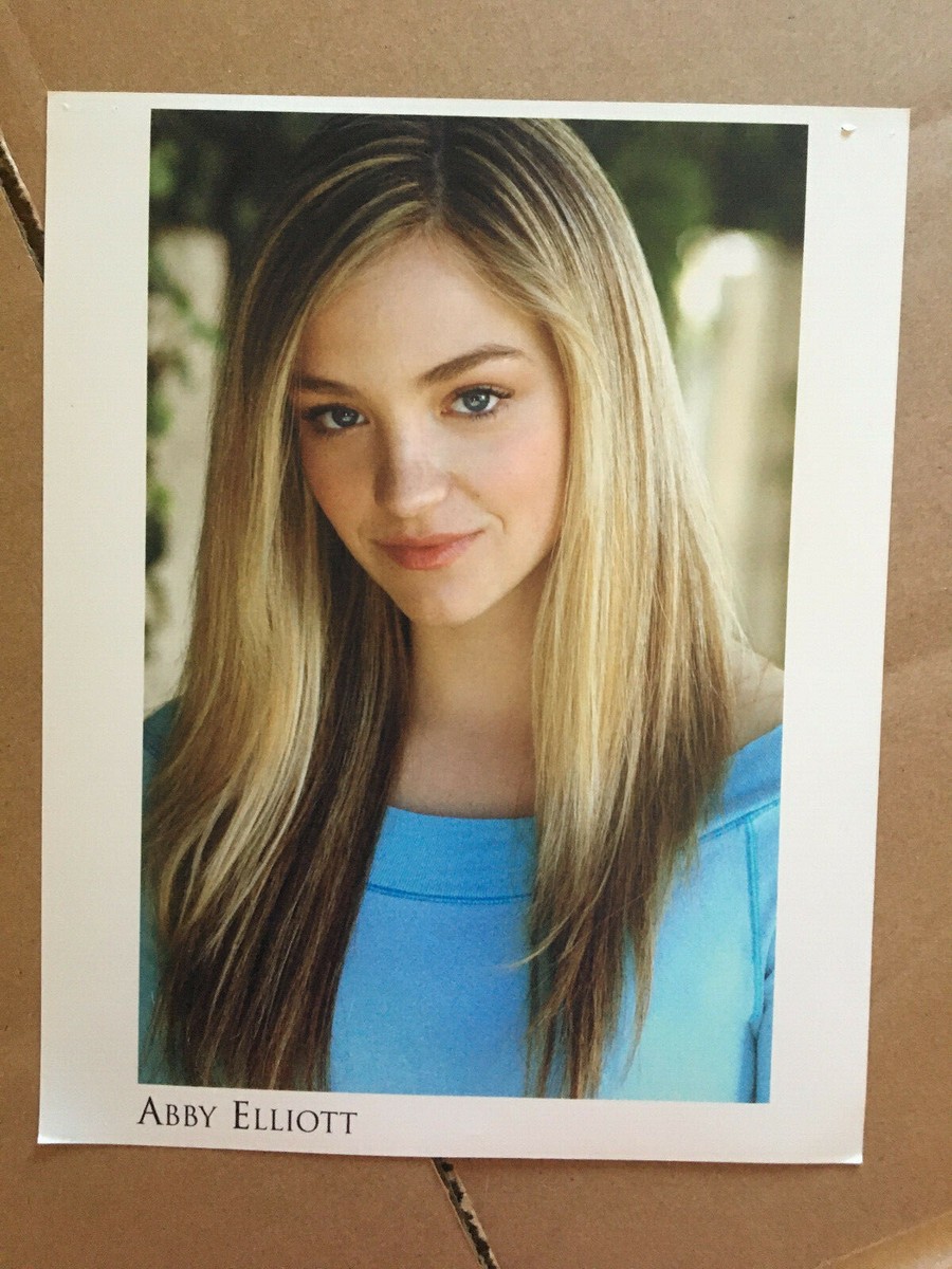 Abby Elliott Snl Characters