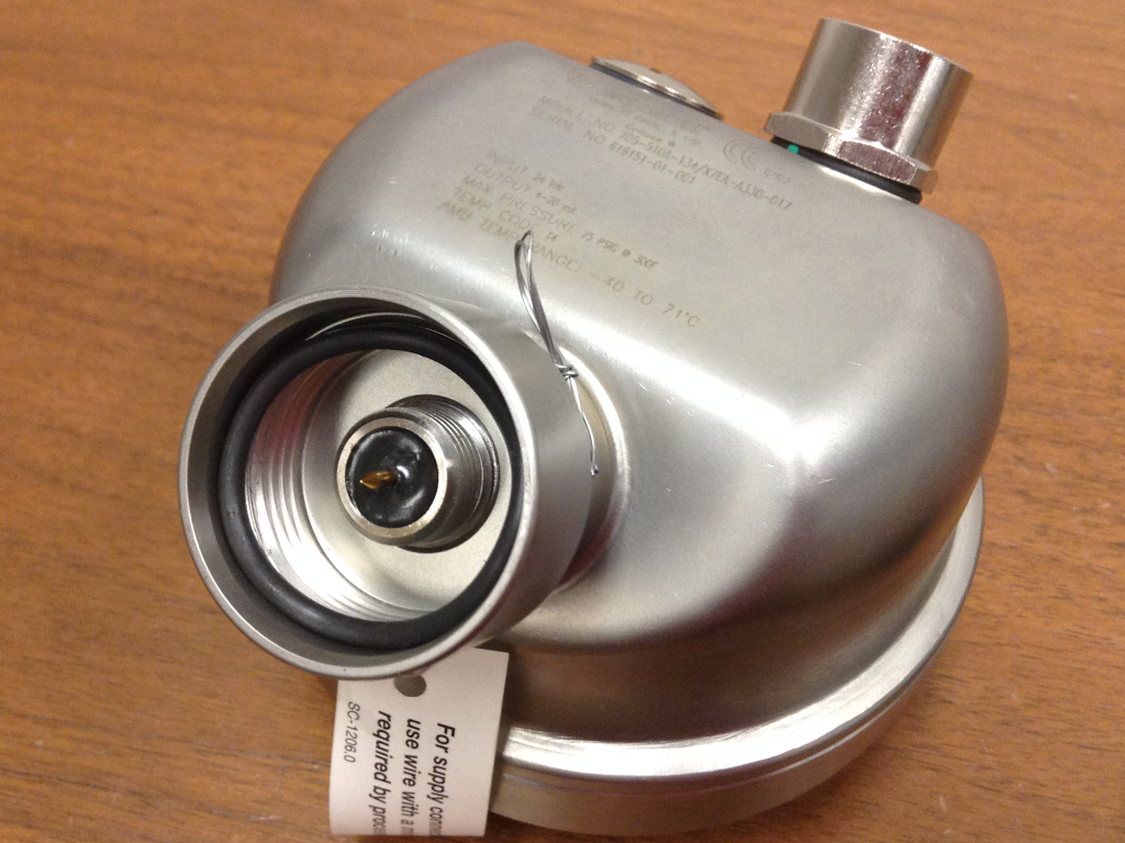 Magnetrol - Model: 705-510A-134/X7EA-A330-017 - Level Transmitter ...