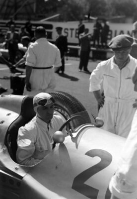 Hermann Lang, Mercedes-Benz W154 1938 Motor Racing Old Photo 31 | eBay