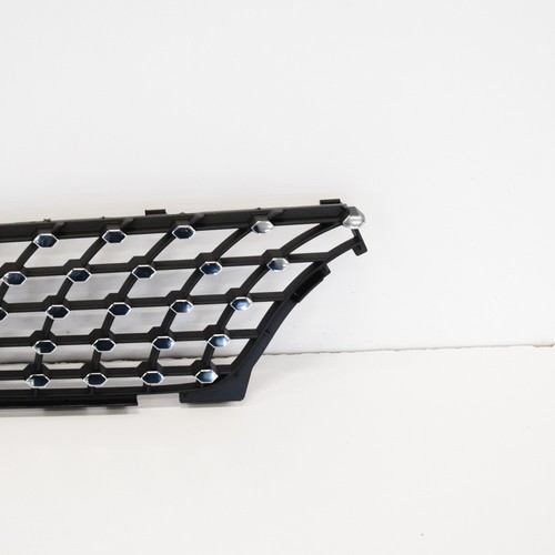 NEW MERCEDES-BENZ C-CLASS W205 FRONT RIGHT GRILLE A2058882060 OEM | eBay
