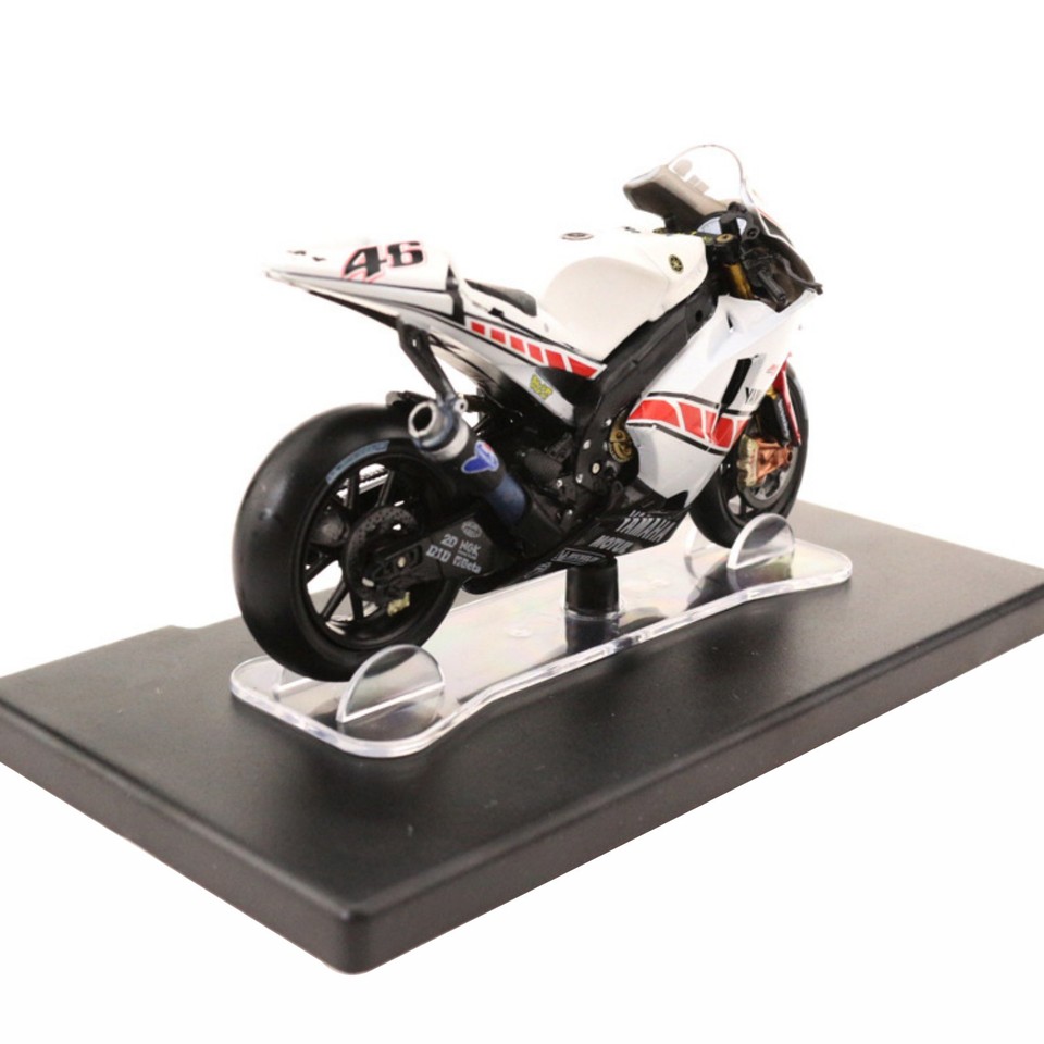 19cm 1/18 For YAMAHA YZR-M1 46 Valencia 2005 Motorcycle Model Gift For ...