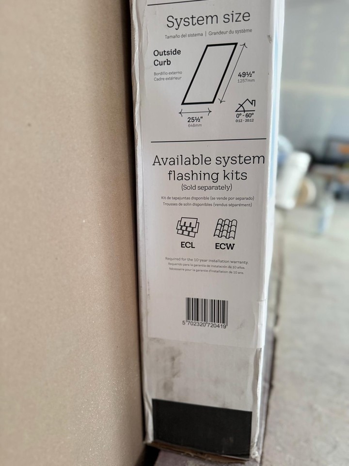 Velux 25-1/2” X 49-1/2” Curb Mounted Fixed Skylight FCM 2246 0005 ...