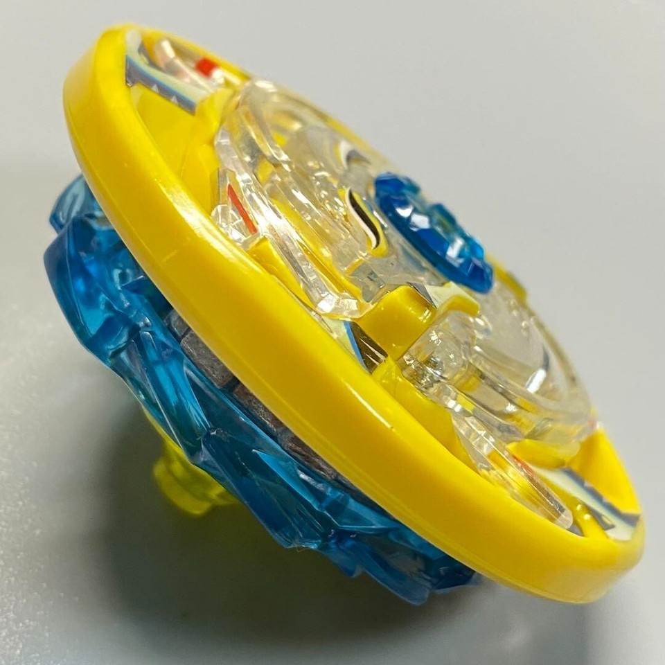 Beyblade Burst Maximum Garuda 8F Fl B-87 Random Booster Vol7 Toy Takara ...