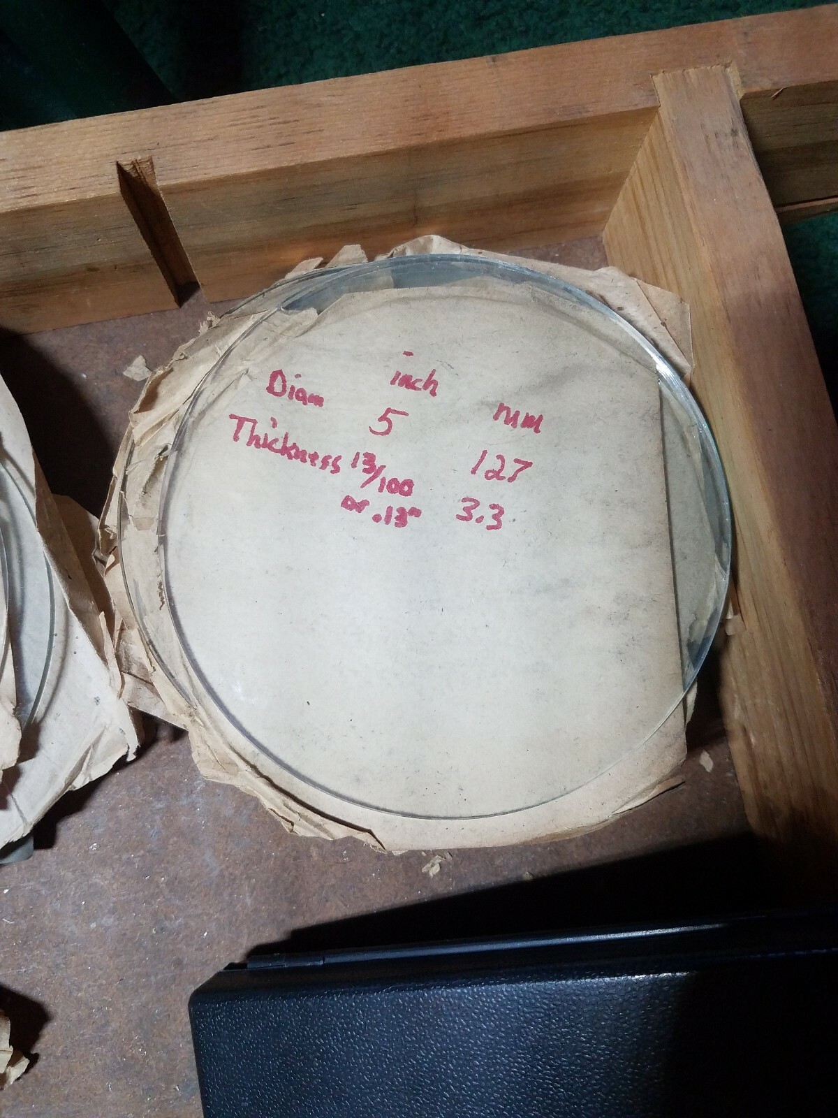 1 Flat Clock Dial Glass Round, 5" diam, .13" thickness. Or for crafts ...