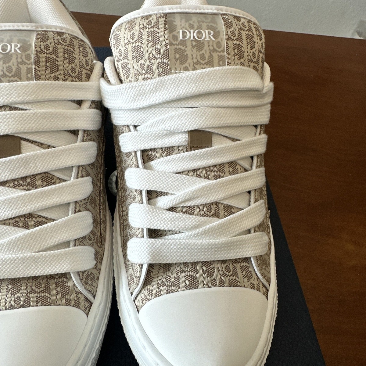 Dior B23 Skater 3SN292ZUY H100 Sz 9US 42EU TAN Brown WHITE Dior B23 Skater 3SN292ZUY H100 Sz 9US 42EU TAN Brown WHITE