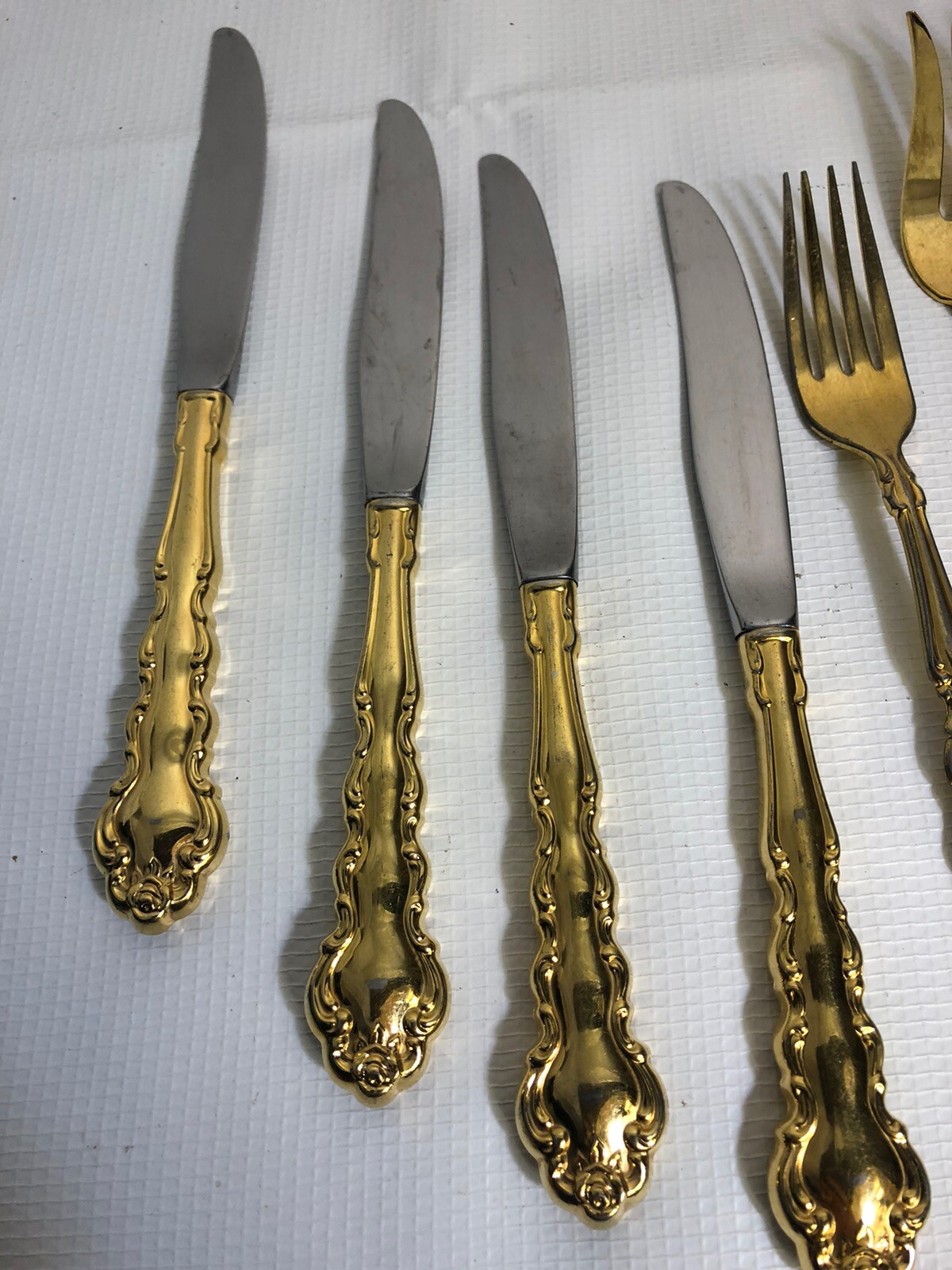 Lot Of 7 ONEIDA Community Golden Gold Electroplate DINNER KNIVES Fork ...