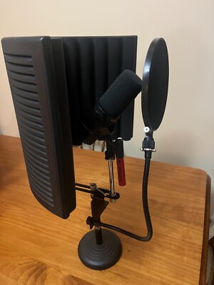 Shure SM7B Microphone, Booth and Audio Interface 842041011429 | eBay ...