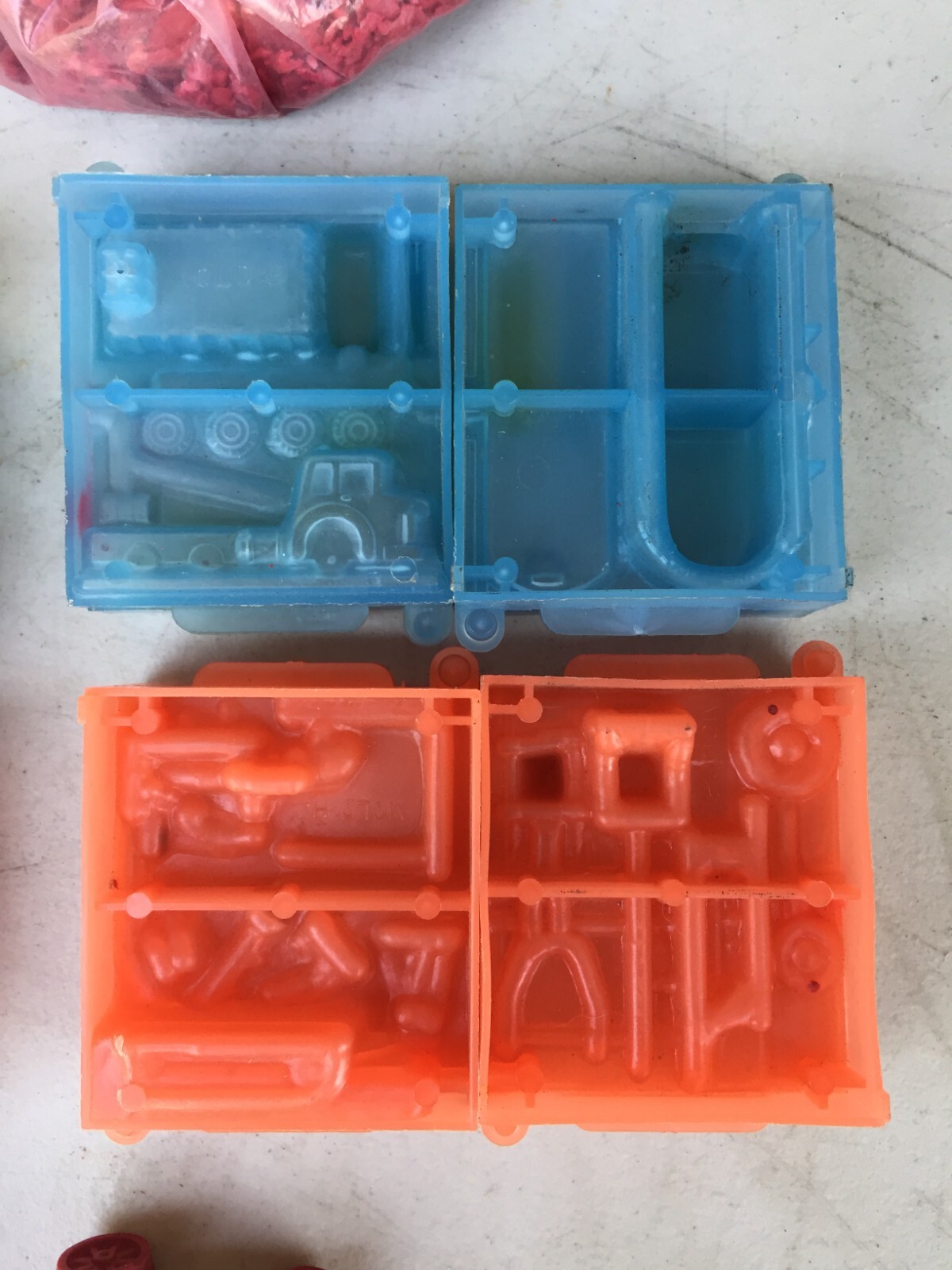 Vintage 1963 Kenner's Electric Mold Master Toy Maker 2 Sets plus xtra ...