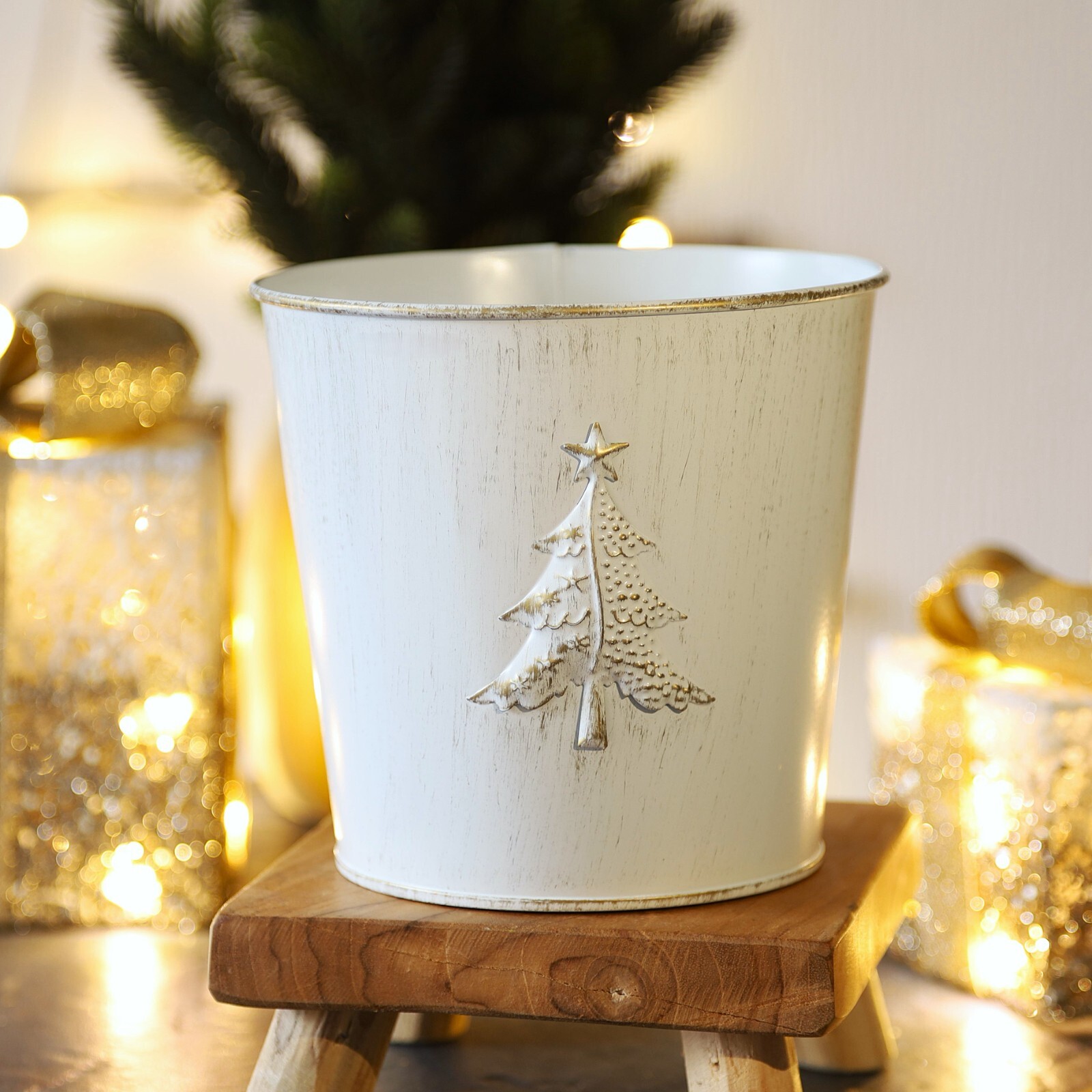 15cm Metal Christmas Tree Embossed Plant Pot Tin Pail Planter Gold ...