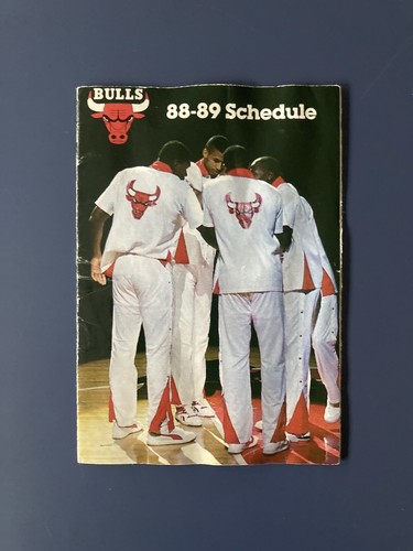Chicago Bulls 1988-89 NBA Pocket Schedule (Michael Jordan In Huddle) | eBay