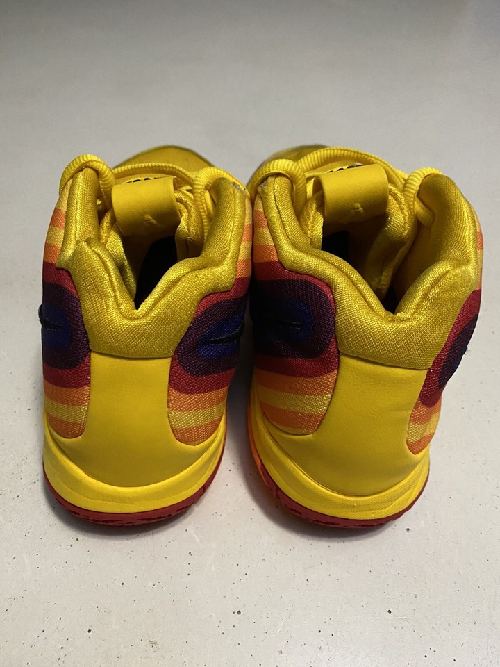 2018 Nike Kyrie Irving 4 Decades Pack '70s Amarillo Black Sail Size 7Y ...
