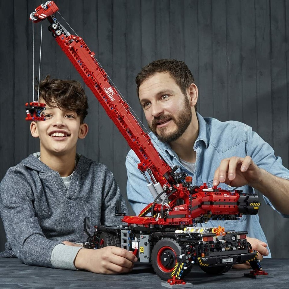 LEGO Technic Rough Terrain Crane 42082 Building Kit Gift Set Factory ...