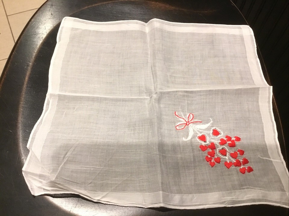 Vintage Embroidered Hearts/Valentine Hankie/Handkerchief 11" #193A ...