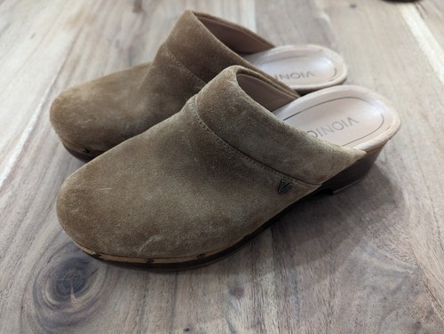 Vionic Shoes Womens Size 7 Tan Leather Studded Mule Pump Clogs Orthotic ...