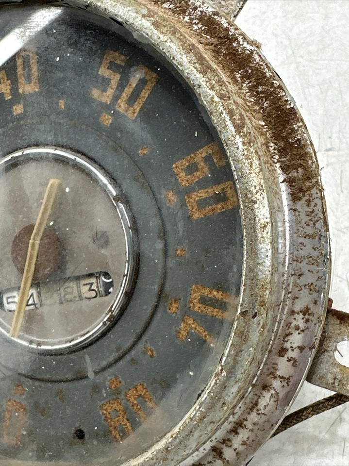 1950 1951 1952 1953 CHEVROLET TRUCK SPEEDOMETER 1/2 3/4 & 1 TON Vintage ...