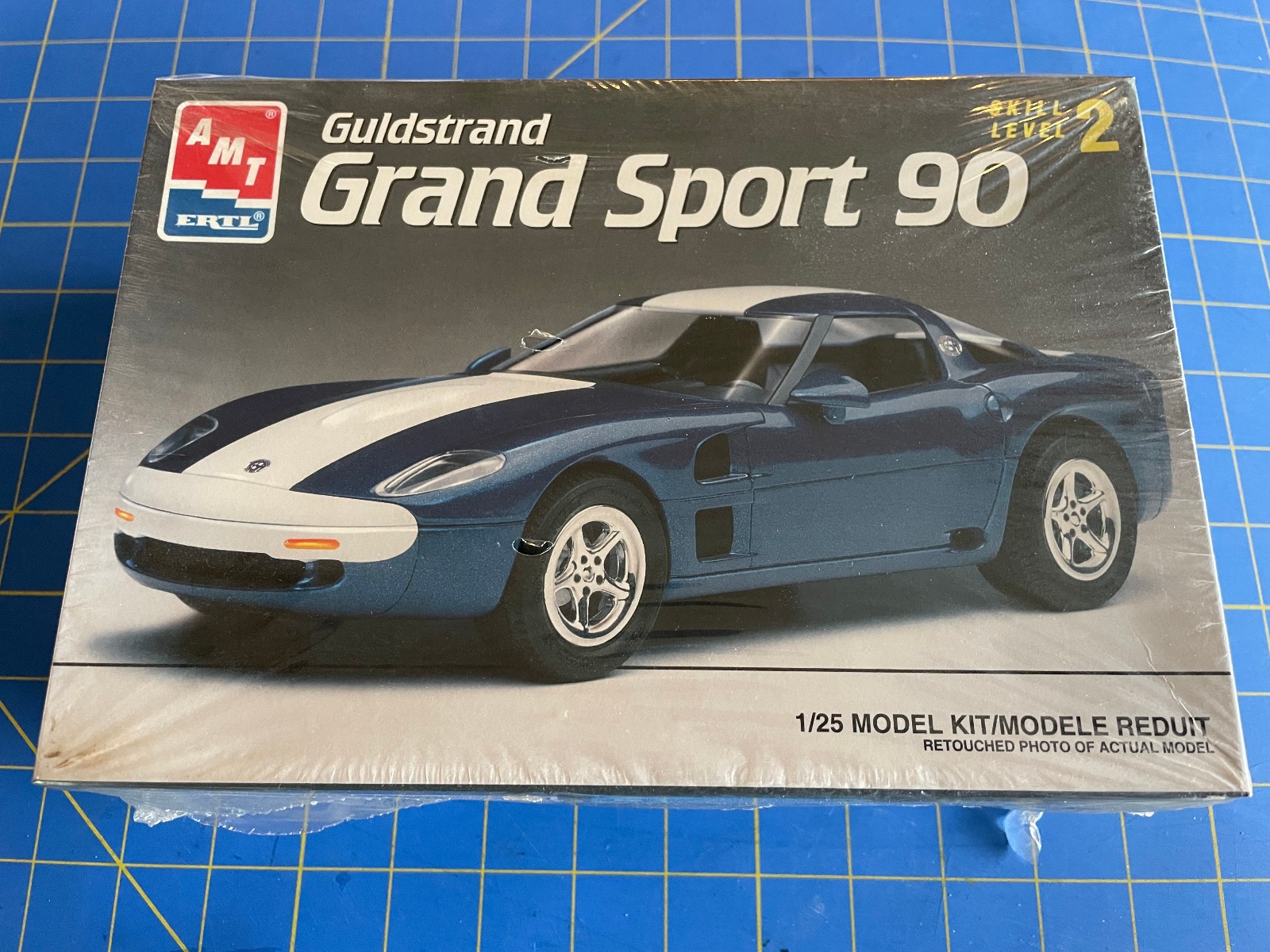 GULDSTRAND GRAND SPORT 90 485HP DOHC 5.7L V8 F/S Plastic Model USA ...