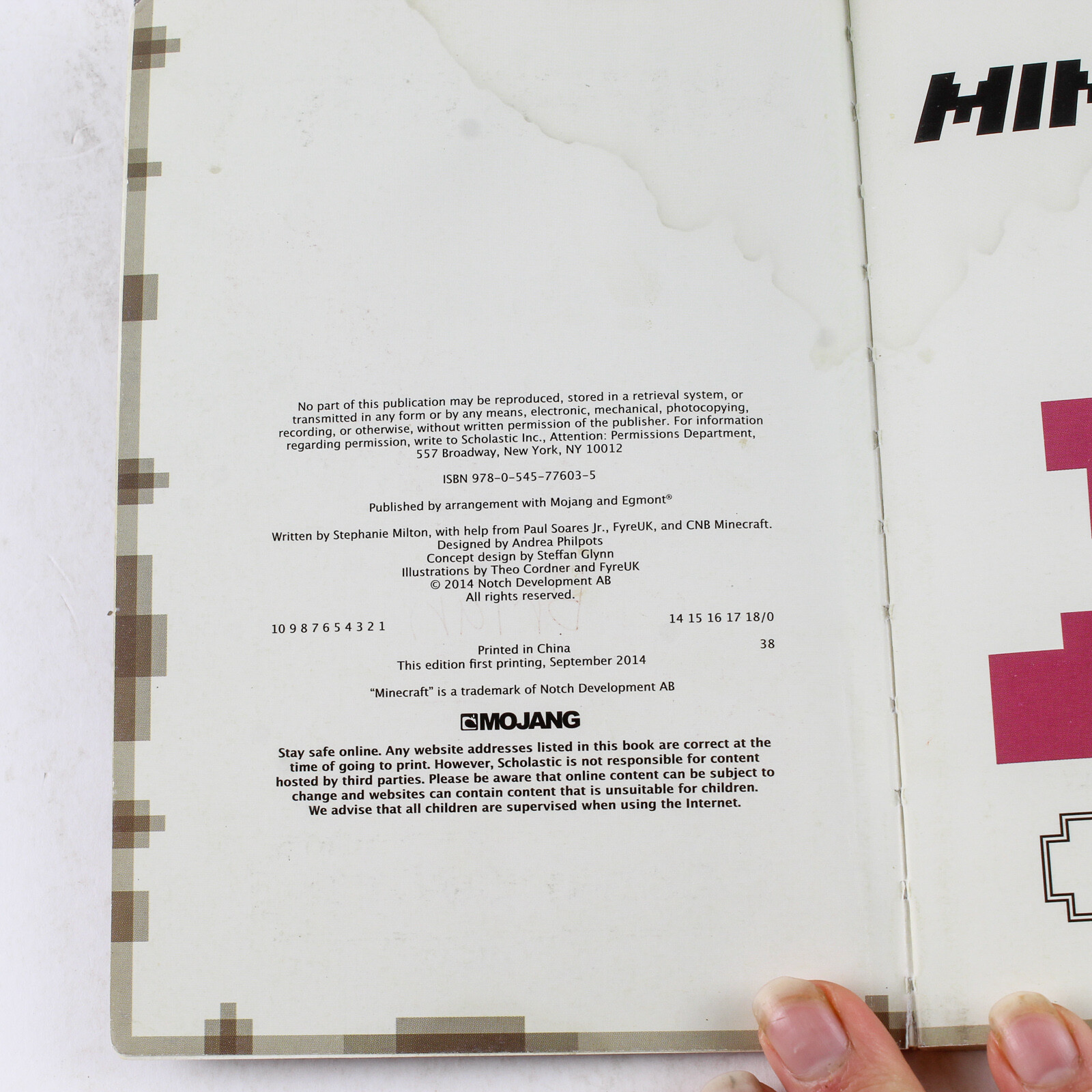 Minecraft Combat Handbook Stephanie Milton 2014 Scholastic Paperback ...