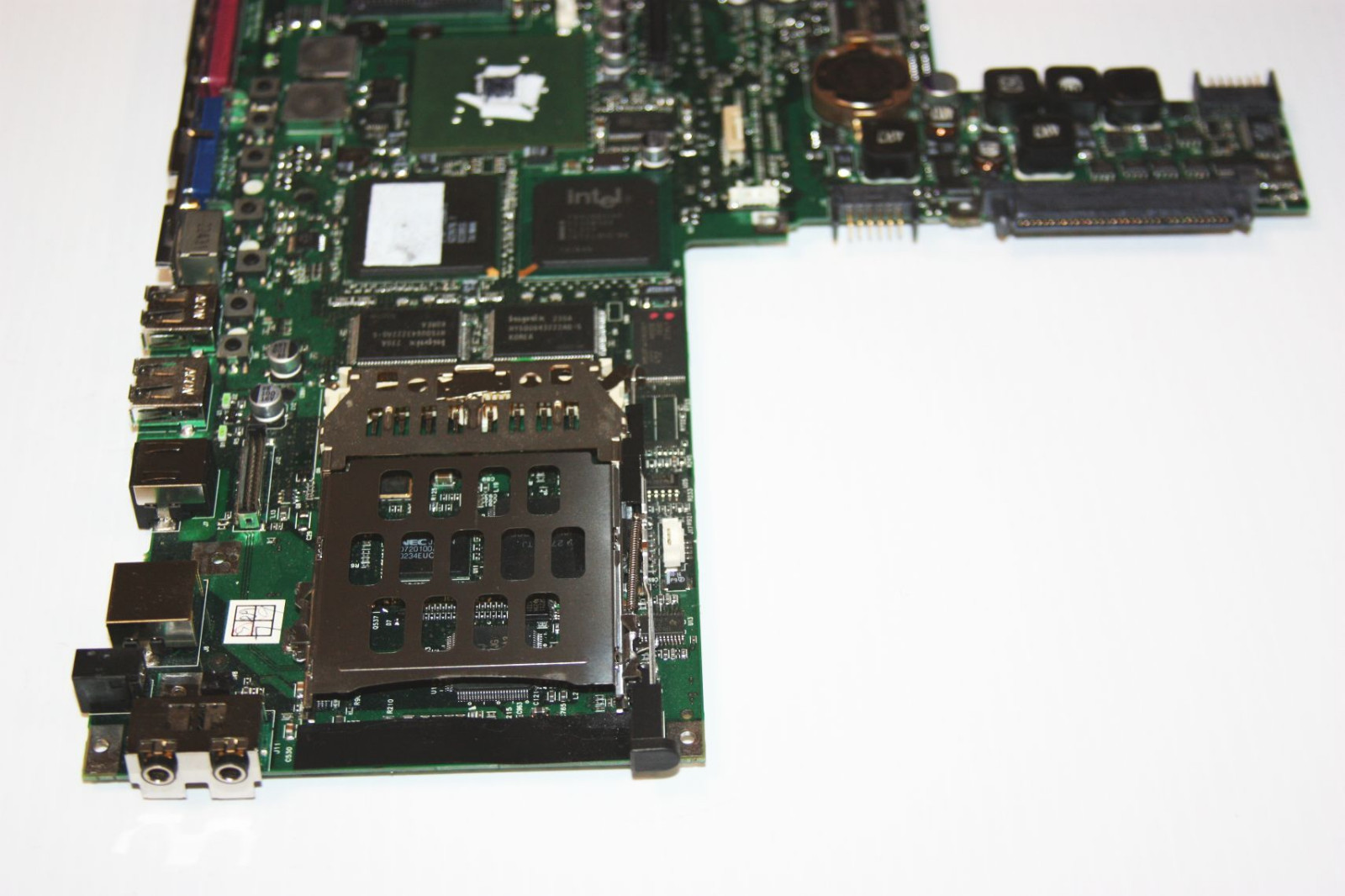 INTEL MOTHERBOARD #285253-001 6870BM107A1--COMPAQ EVO N800C/N800W/N800V ...