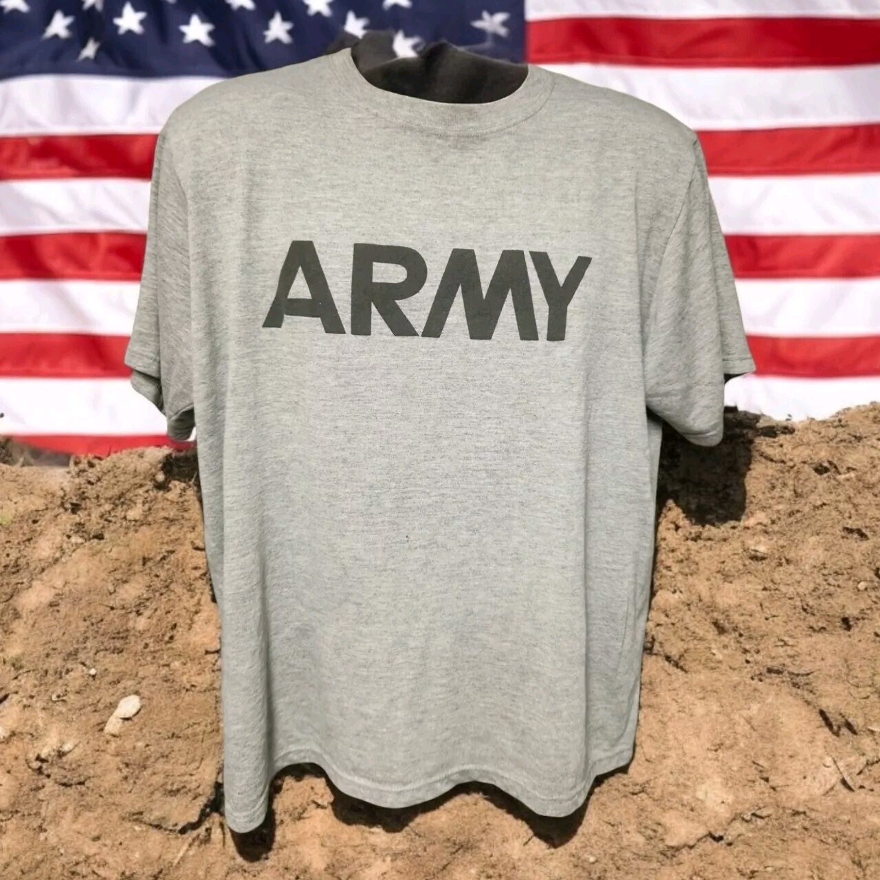 Vtg 80s 90s US Army T Shirt Soffe Men’s Size L PT Uni… - Gem