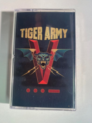 TIGER ARMY FIVE V CASSETTE TAPE GOLD SPARKLE SHELL BRAND NEW ...