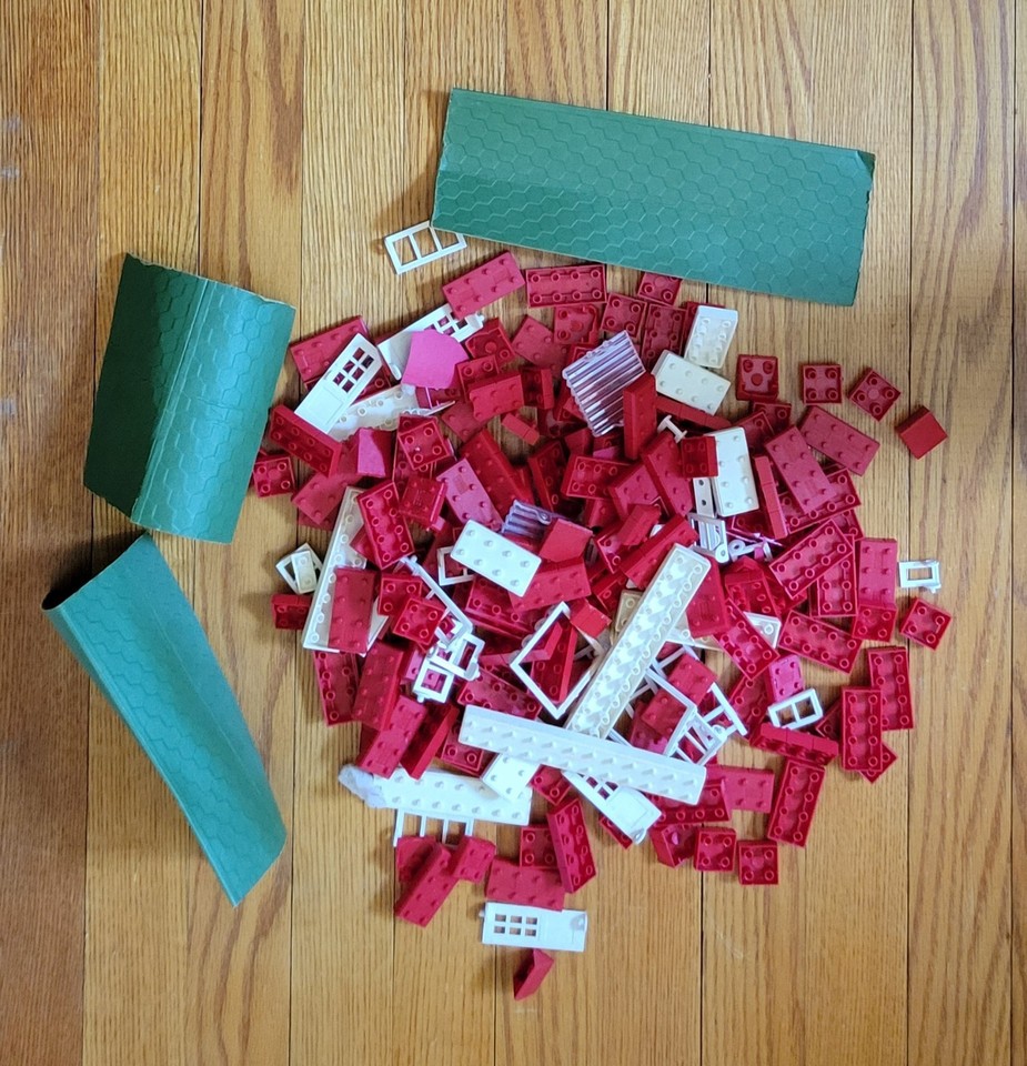 Vintage American Plastic Bricks Elgo Halsam 208 Pc Building Block Set ...