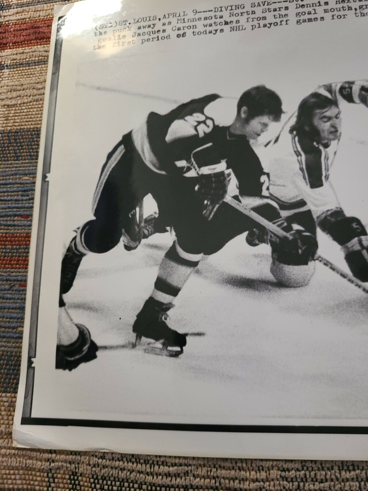 JACQUES CARON NHL HOCKEY PHOTO RARE GOALIE MASK 1972 ST. LOUIS BLUES ...