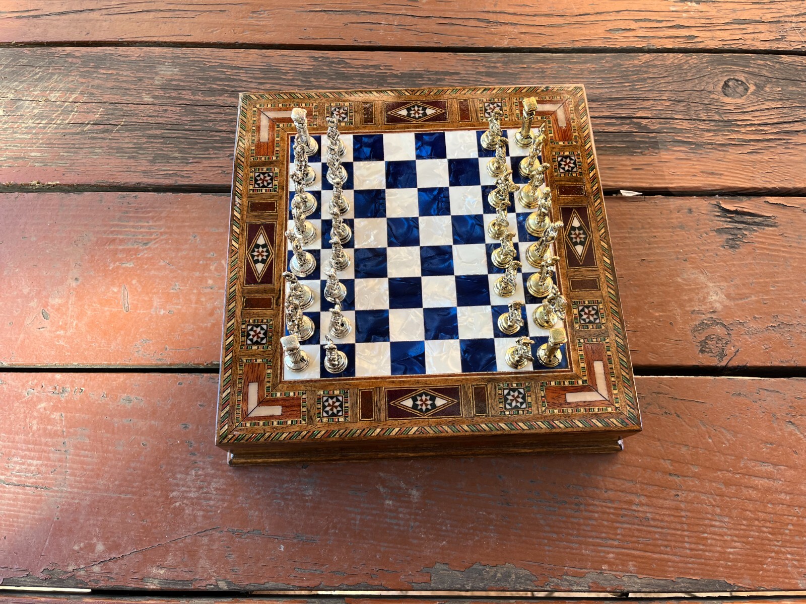 Pearl Chess Box w VIP Chess Set - Unique Chess Game - Blue Chessboard ...