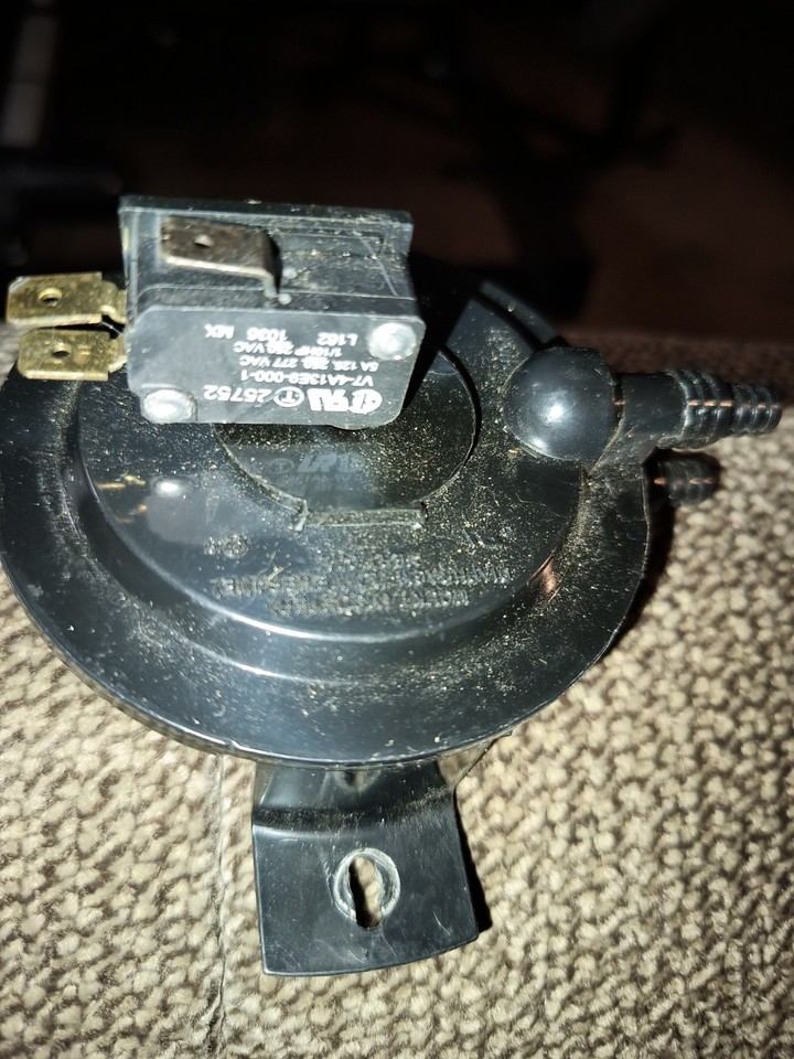 RSS-495-011 CLEVELAND CONTROLS Air Pressure Switch (Field Adjustable ...